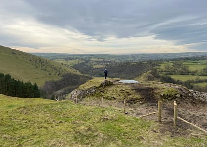 Manifold Valley – Nature Explorer